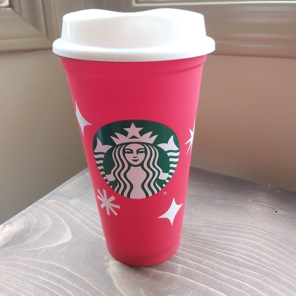 Starbucks | Kitchen | Bnwot Starbucks Logo Holiday Coffee Cup | Poshmark